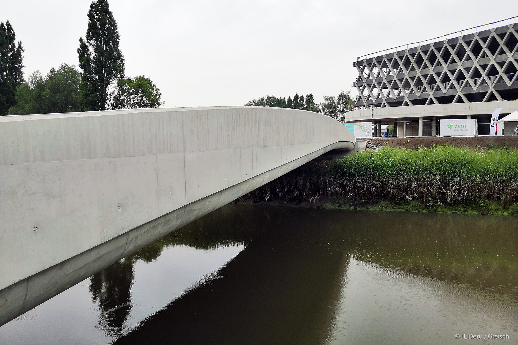 Bureau greisch - Vaste brug en voetgangersbrug tussen de Eandis- en ...