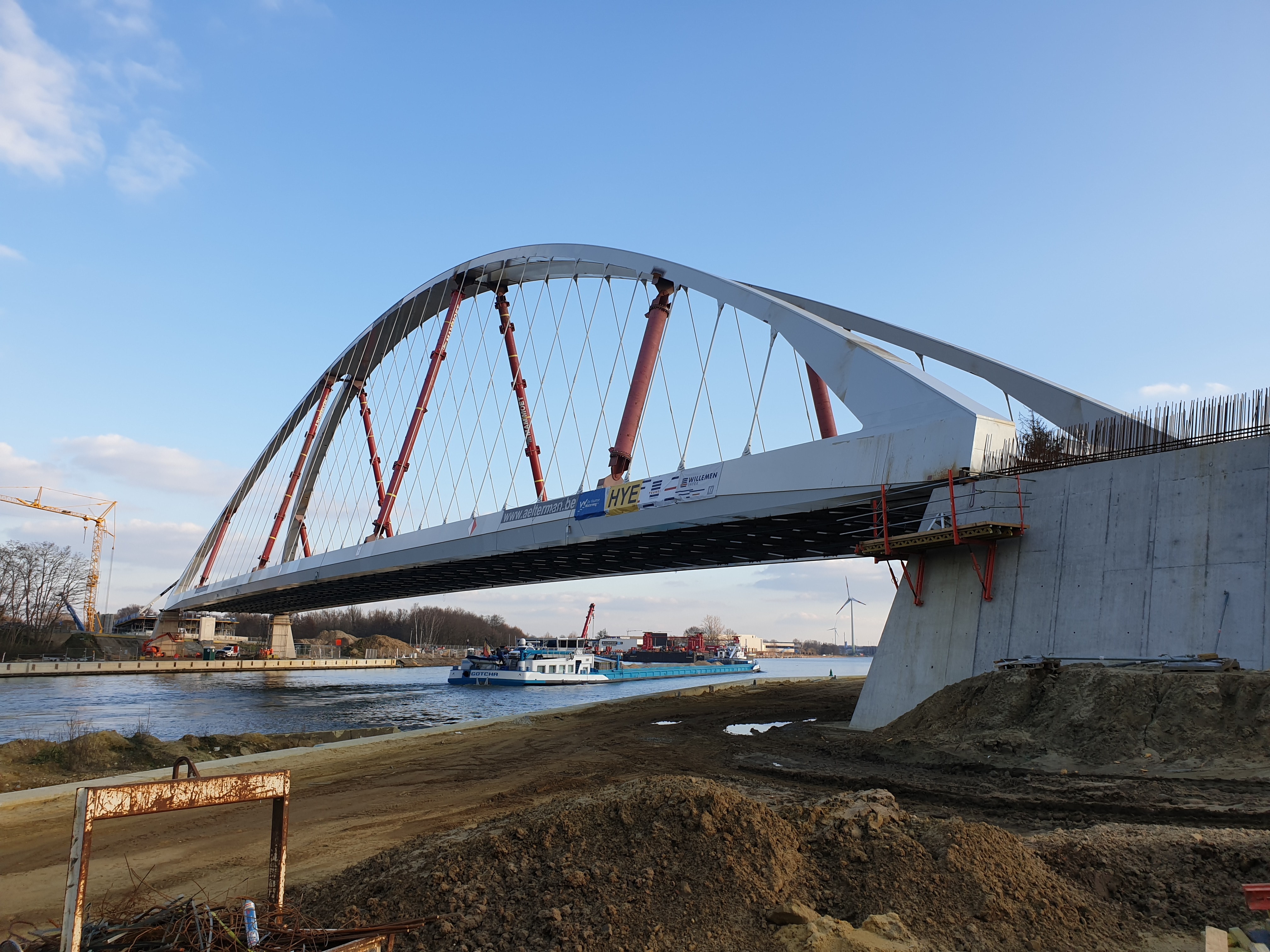 Bureau greisch - La nouveau pont de Beringen a été installé